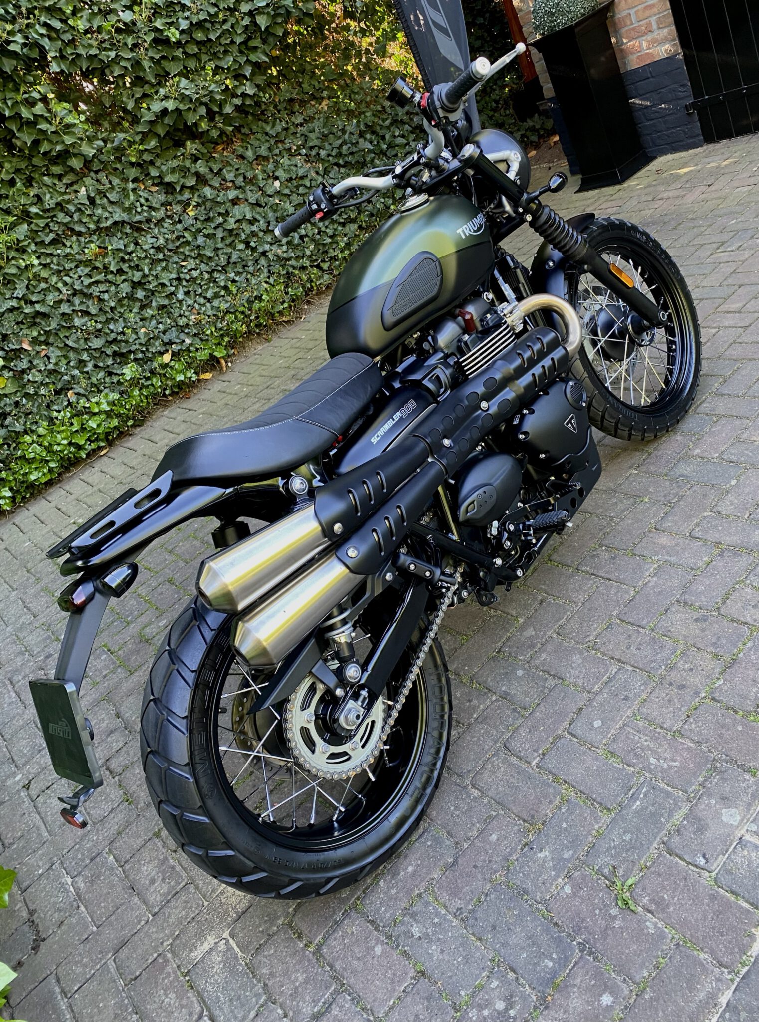 Triumph Scrambler 900 Custom - Cosmo Motors