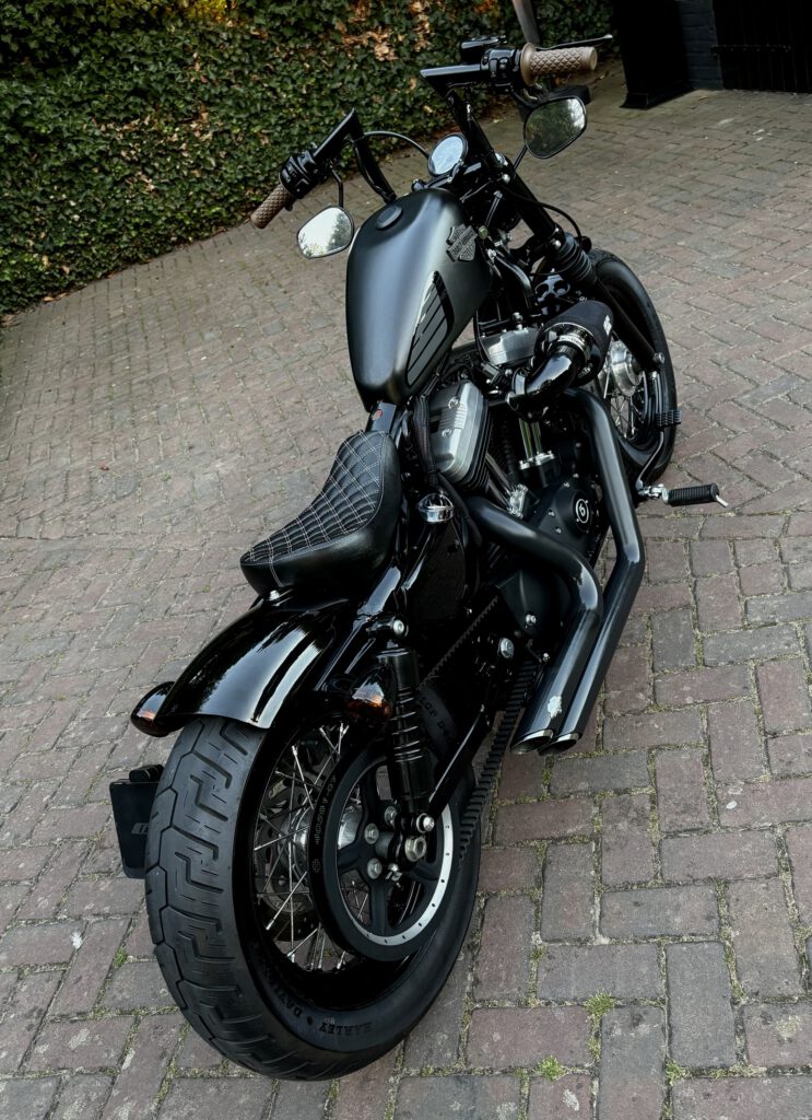 Harley-Davidson Sportster 1200 Forty Eight bobber – Cosmo Motors
