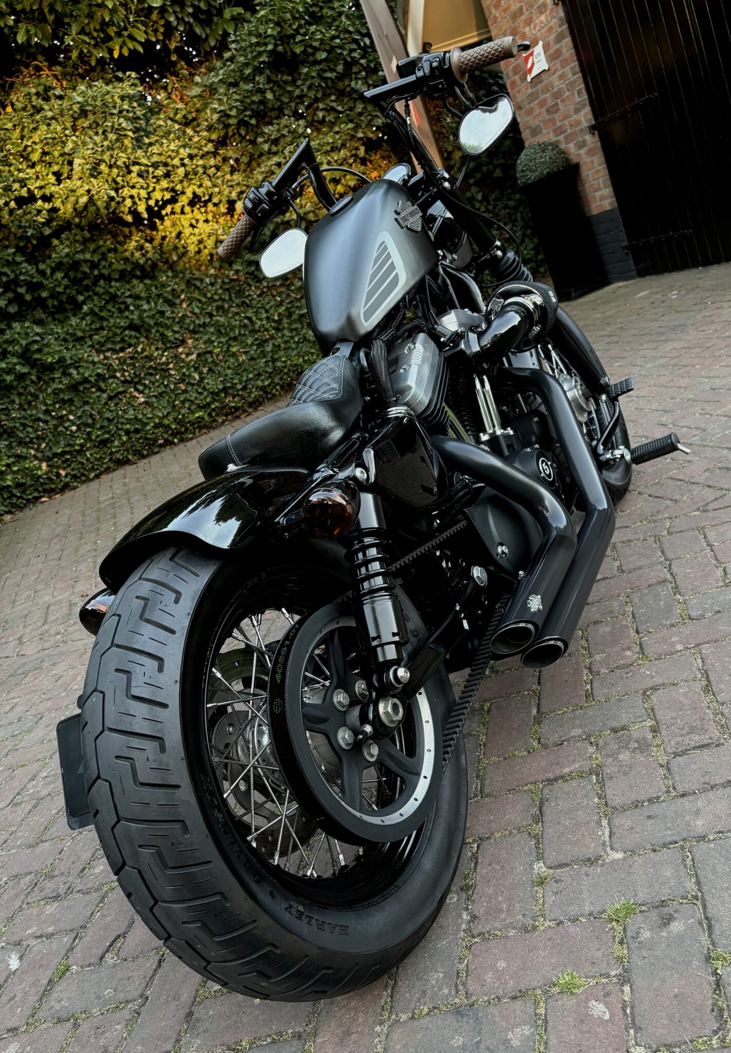 Harley-Davidson Sportster 1200 Forty Eight bobber – Cosmo Motors